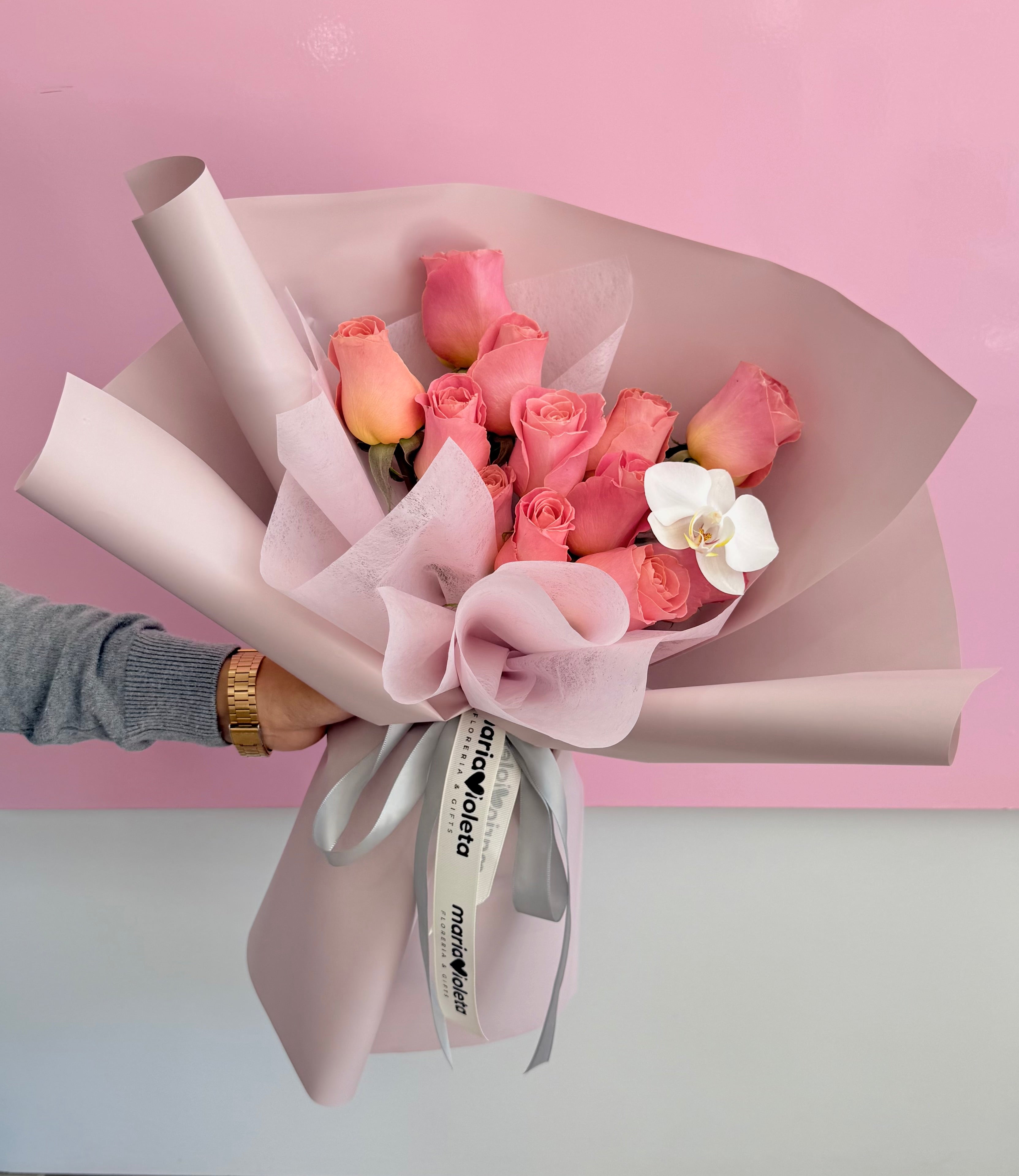 Bouquets de Rosas – Floreria Maria Violeta