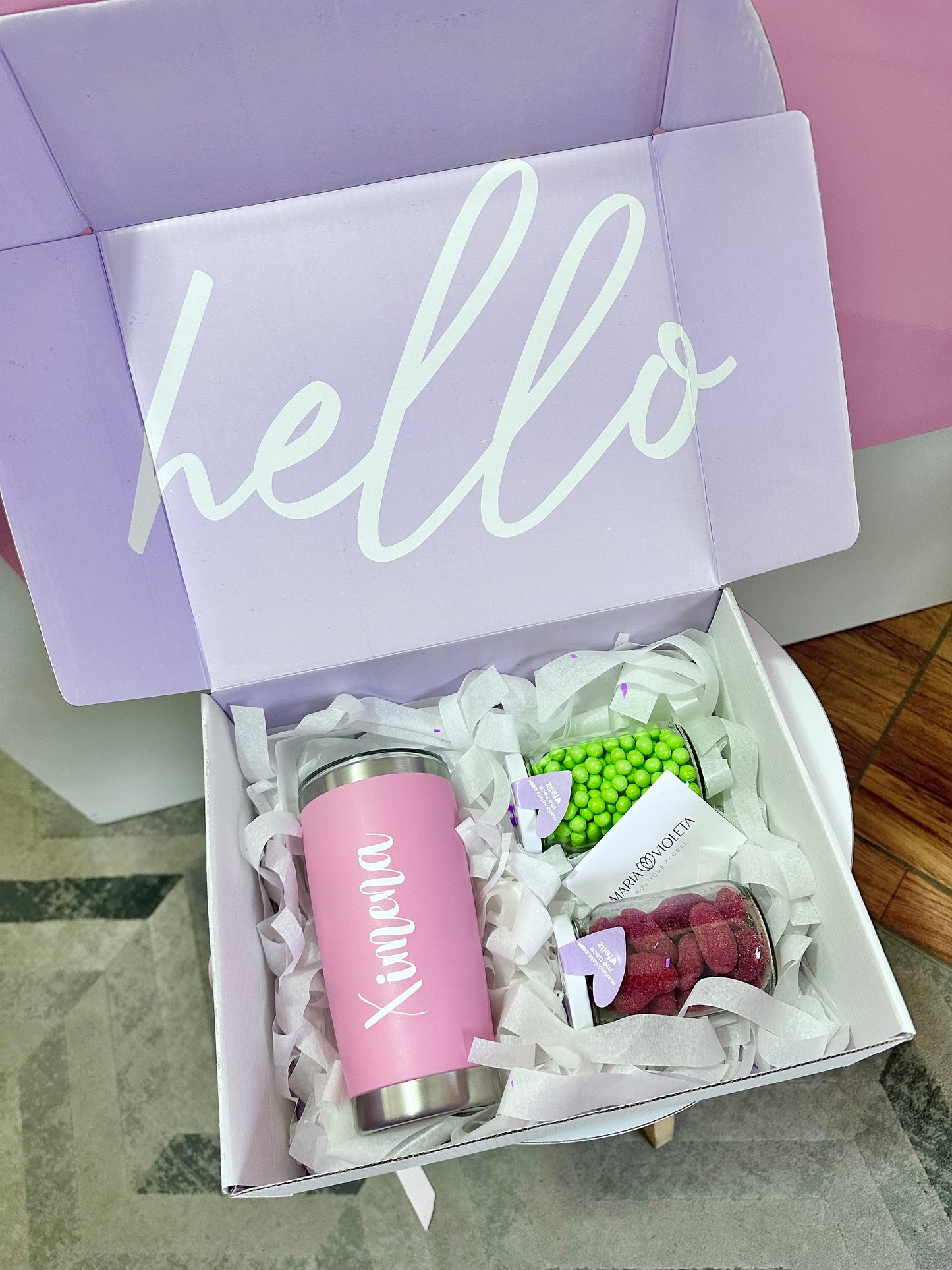 Bomby Box – Floreria Maria Violeta