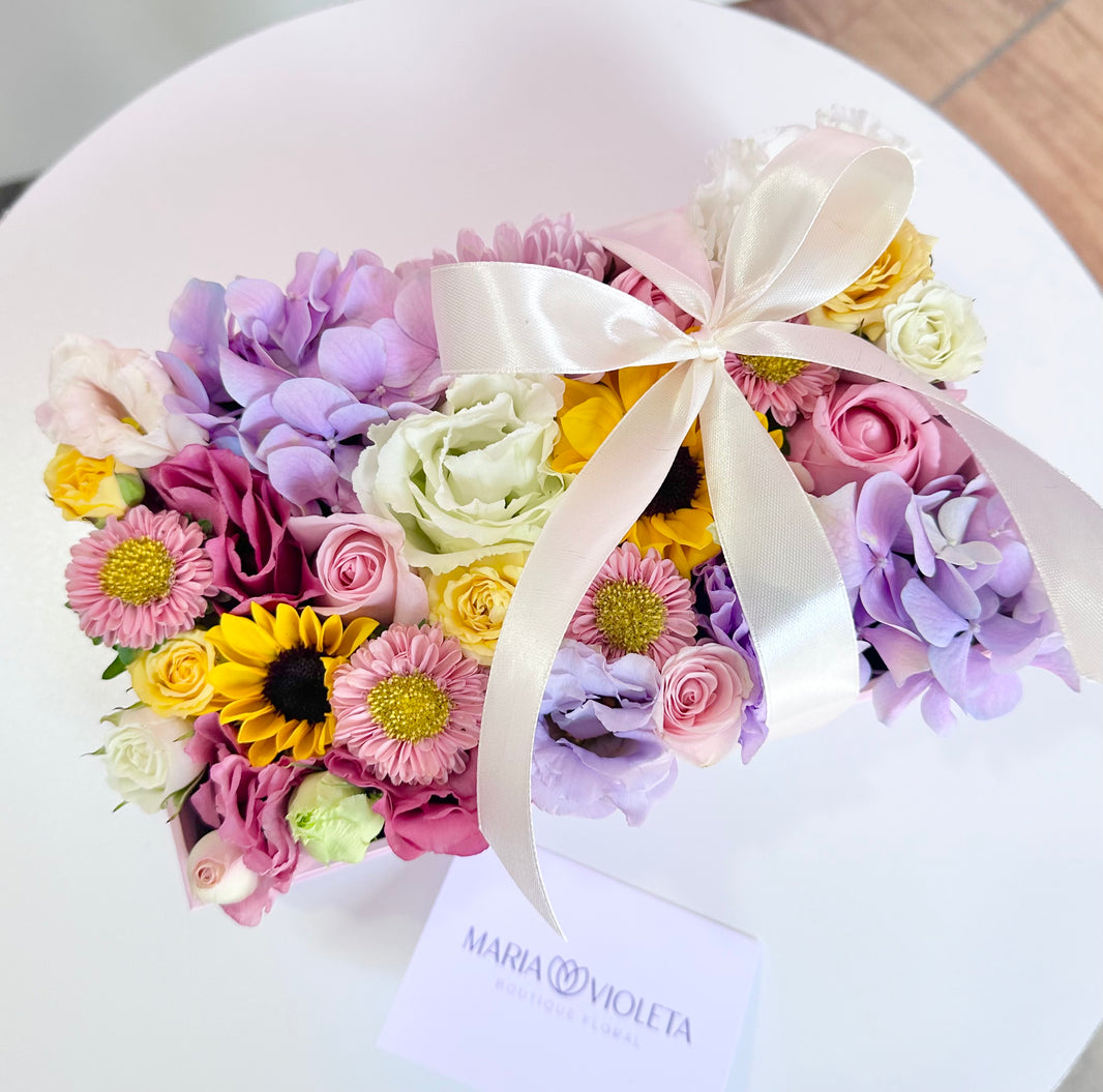 Flowers Box – Floreria Maria Violeta